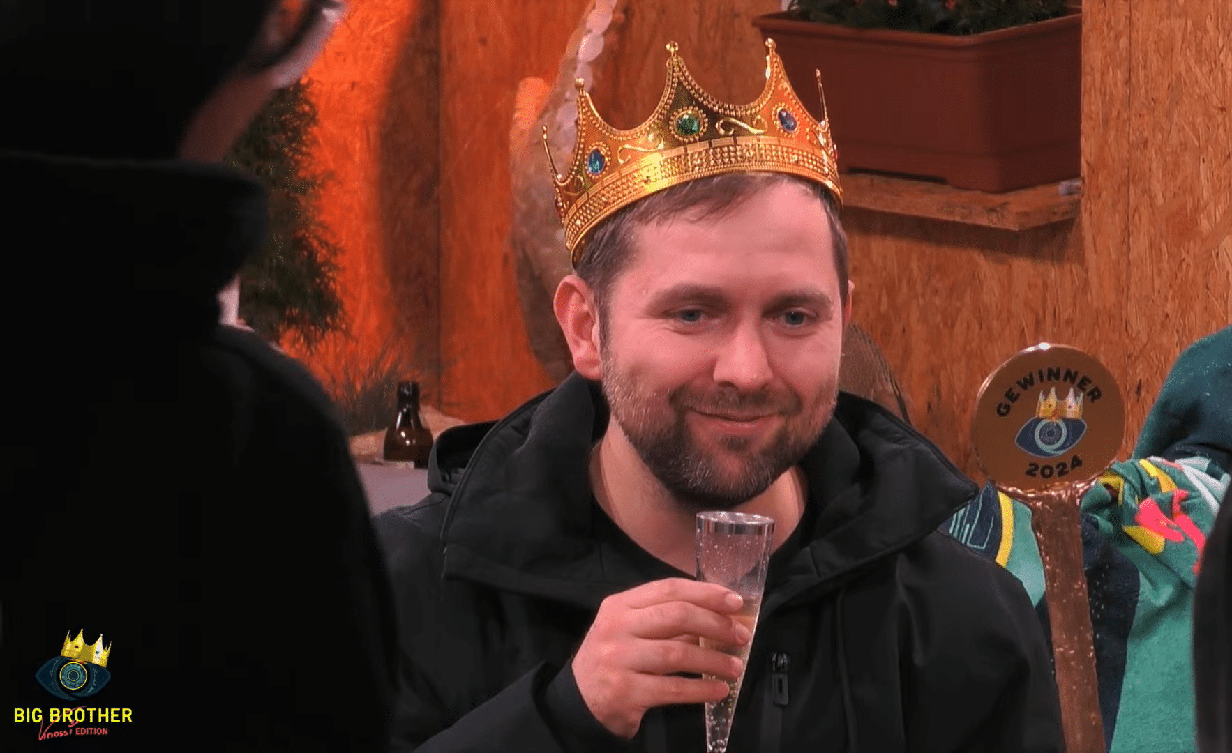 Adam Wolke ist der König! Triumph bei "Big Brother Knossi Edition 2024 ...