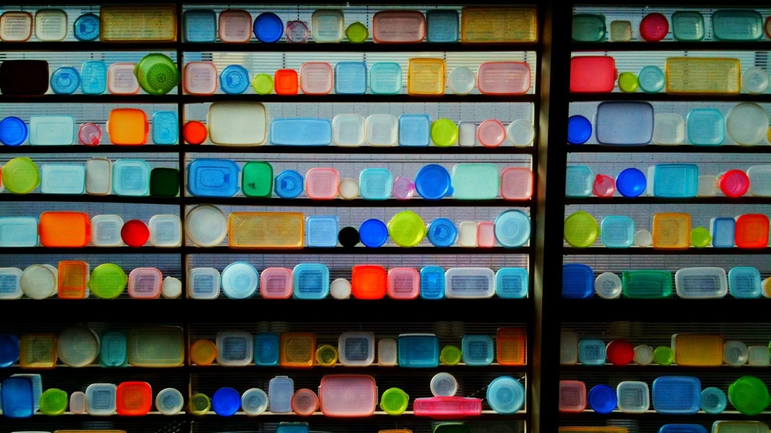 Comeback der Kultmarke: Jetzt wird wieder getuppert – Tupperware wagt ...
