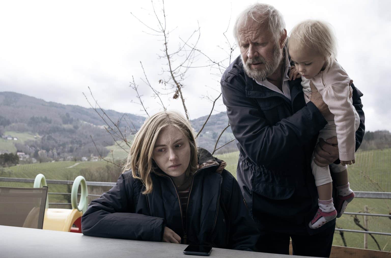 „Tatort“-Star Axel Milberg in „Verschollen“: ARD-Thriller deckt dunkle ...
