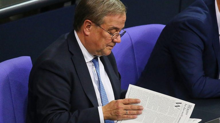 Laschet offen für EU-Sondergesandten für Russland – Kritik von Strack ...